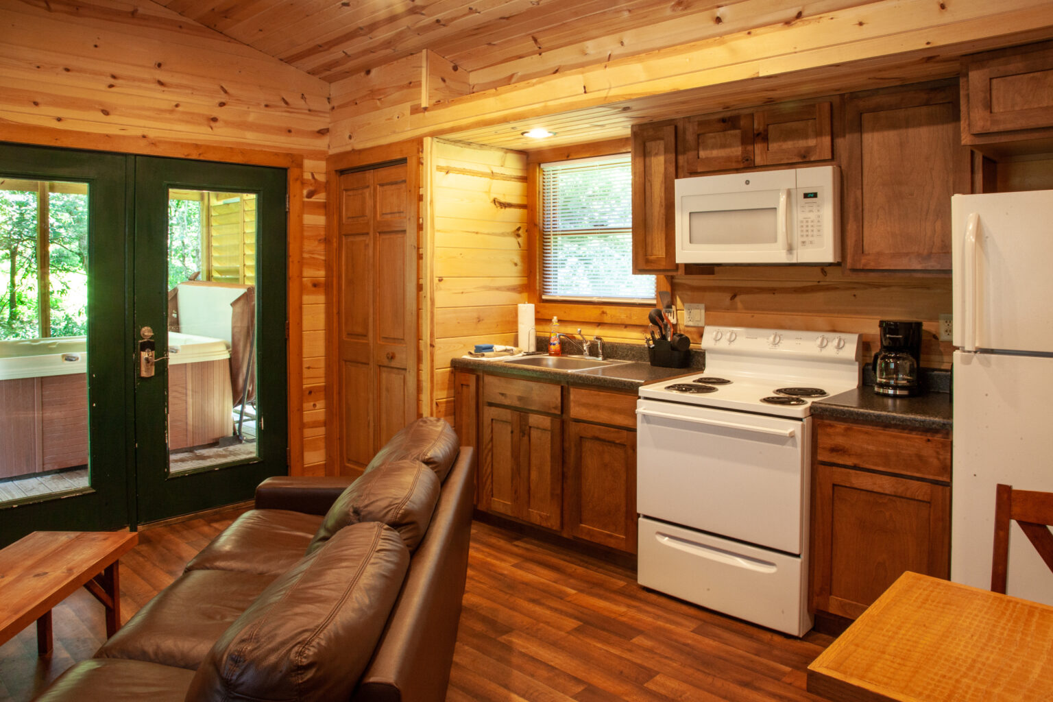 One Bedroom Cabins - Southern Illinois Cabins